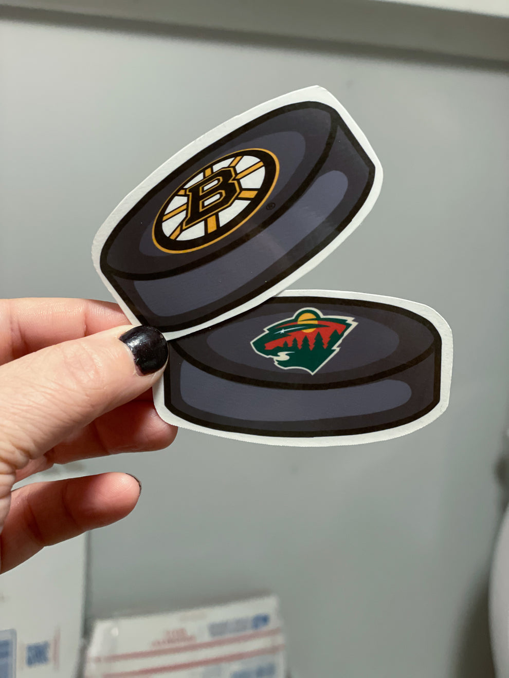 NHL Hockey Puck with Team Logo Vinyl Sticker – Stone Donut Design